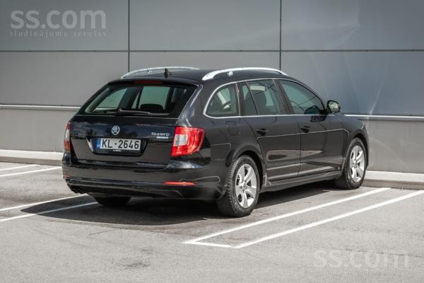 Melns Skoda SuperB 2012 Rīga, ar dzinēja tilpumu 1.60 L un nobraukumu 242 tūkst. km par 5250 €, foto 4 vietnē AUTOMOTO.COM.LV
