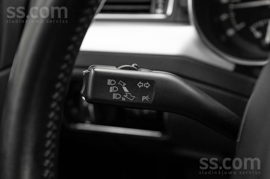 Black Skoda SuperB 2012 in Riga, with an engine capacity of 1.60 L and mileage of 242 thousand km for 5250 €, photo 14 on AUTOMOTO.COM.LV