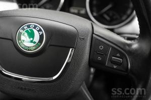 Black Skoda SuperB 2012 in Riga, with an engine capacity of 1.60 L and mileage of 242 thousand km for 5250 €, photo 18 on AUTOMOTO.COM.LV