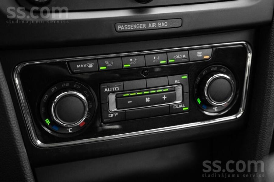 Black Skoda SuperB 2012 in Riga, with an engine capacity of 1.60 L and mileage of 242 thousand km for 5250 €, photo 21 on AUTOMOTO.COM.LV