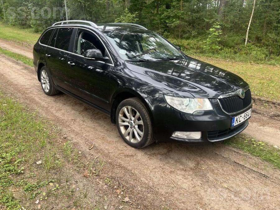 Melns Skoda SuperB 2012 Rīga, ar dzinēja tilpumu 1.80 L un nobraukumu 179 tūkst. km par 6000 €, foto 4 vietnē AUTOMOTO.COM.LV