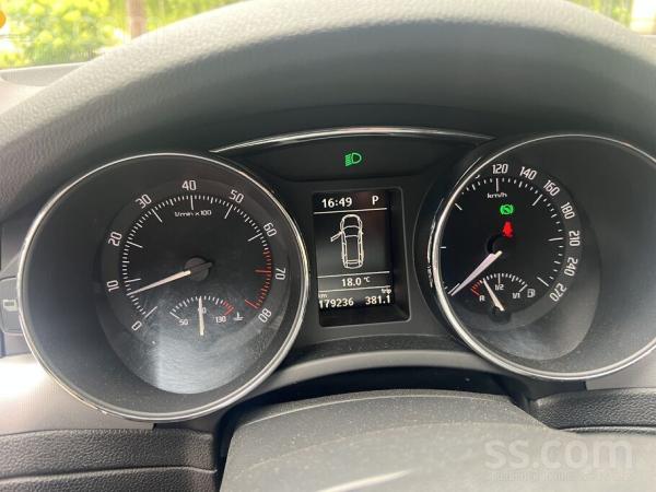 Black Skoda SuperB 2012 in Riga, with an engine capacity of 1.80 L and mileage of 179 thousand km for 6000 €, photo 7 on AUTOMOTO.COM.LV