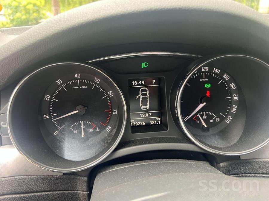 Melns Skoda SuperB 2012 Rīga, ar dzinēja tilpumu 1.80 L un nobraukumu 179 tūkst. km par 6000 €, foto 8 vietnē AUTOMOTO.COM.LV