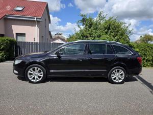 Melns Skoda SuperB 2012 Panevēža, ar dzinēja tilpumu 1.97 L un nobraukumu 341 tūkst. km par 4599 €, foto 12 vietnē AUTOMOTO.COM.LV
