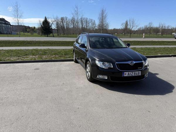 Melns Skoda SuperB 2012 Klaipėda, ar dzinēja tilpumu 1.60 L un nobraukumu 330 tūkst. km par 6000 €, foto 1 vietnē AUTOMOTO.COM.LV