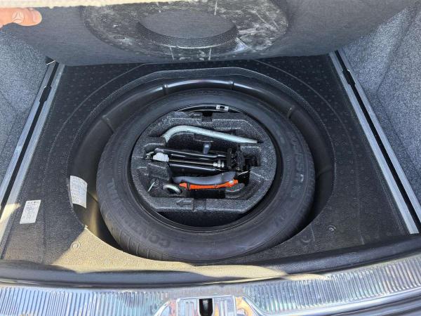 Melns Skoda SuperB 2012 Klaipėda, ar dzinēja tilpumu 1.60 L un nobraukumu 330 tūkst. km par 6000 €, foto 8 vietnē AUTOMOTO.COM.LV