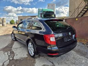 Black Skoda SuperB 2012 in Utena, with an engine capacity of 3.60 L and mileage of 257 thousand km for 4990 €, photo 4 on AUTOMOTO.COM.LV