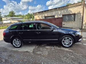Black Skoda SuperB 2012 in Utena, with an engine capacity of 3.60 L and mileage of 257 thousand km for 4990 €, photo 7 on AUTOMOTO.COM.LV