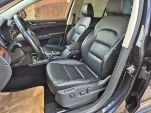 Black Skoda SuperB 2012 in Utena, with an engine capacity of 3.60 L and mileage of 257 thousand km for 4990 €, photo 12 on AUTOMOTO.COM.LV