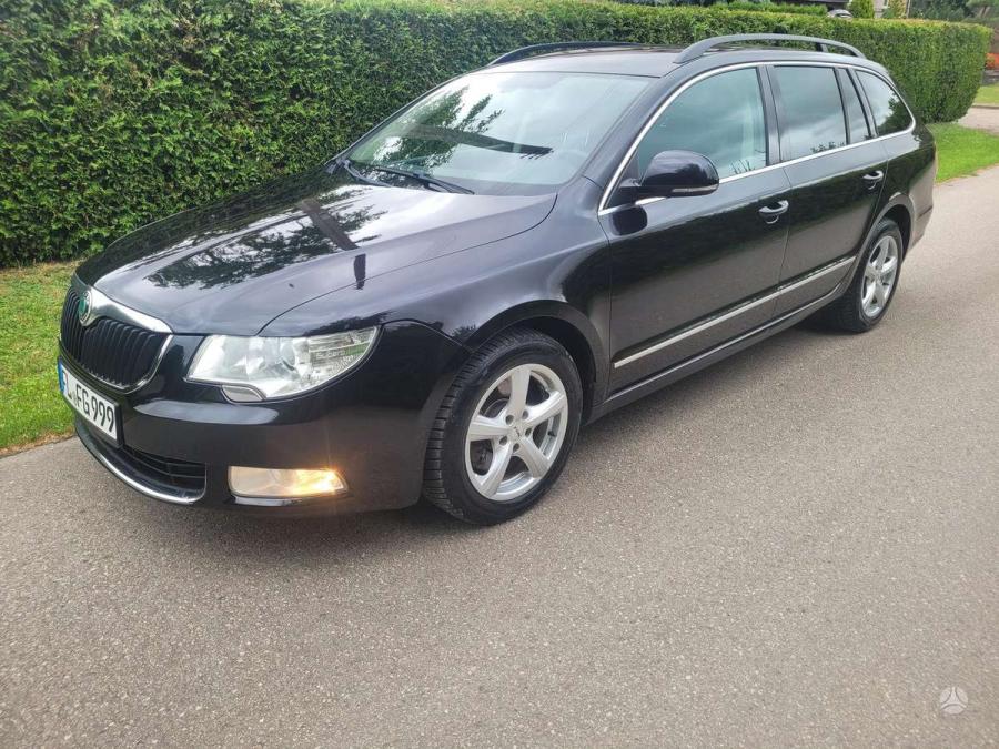 Black Skoda SuperB 2012 in Vilkaviskis, with an engine capacity of 2.00 L and mileage of 312 thousand km for 4499 €, photo 3 on AUTOMOTO.COM.LV