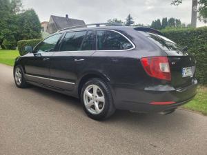 Black Skoda SuperB 2012 in Vilkaviskis, with an engine capacity of 2.00 L and mileage of 312 thousand km for 4499 €, photo 5 on AUTOMOTO.COM.LV