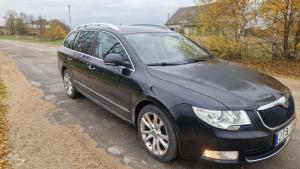 Black Skoda SuperB 2012 in Vilkaviskis, with an engine capacity of 2.00 L and mileage of 434 thousand km for 3600 €, photo  on AUTOMOTO.COM.LV