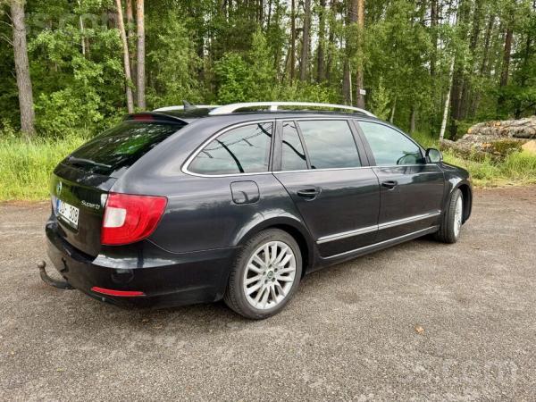 Melns Skoda SuperB 2013 Rīga, ar dzinēja tilpumu 2.00 L un nobraukumu 0 tūkst. km par 15500 €, foto 5 vietnē AUTOMOTO.COM.LV