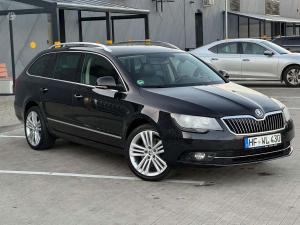 Black Skoda SuperB 2013 in Jonava, with an engine capacity of 1.97 L and mileage of 299 thousand km for 7500 €, photo 13 on AUTOMOTO.COM.LV