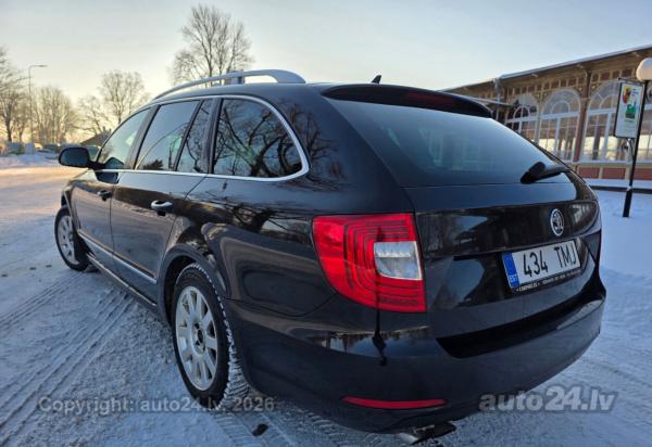 Black Skoda SuperB 2013 in Haapsalu, with an engine capacity of 2.00 L and mileage of 326 thousand km for 7000 €, photo 6 on AUTOMOTO.COM.LV