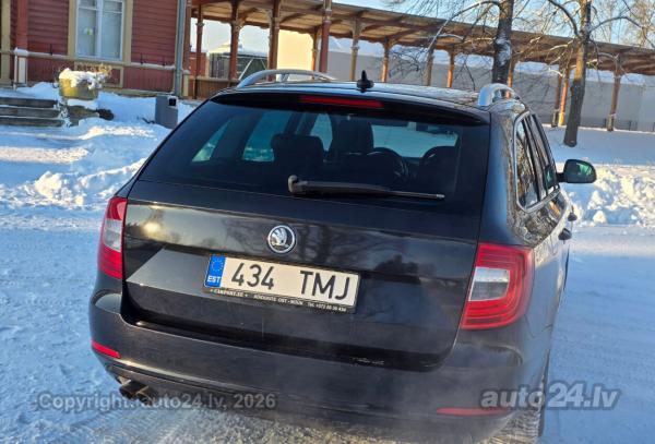 Black Skoda SuperB 2013 in Haapsalu, with an engine capacity of 2.00 L and mileage of 326 thousand km for 7000 €, photo 7 on AUTOMOTO.COM.LV
