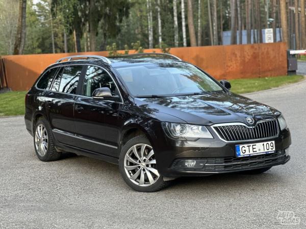 Melns Skoda SuperB 2013 Viļņa, ar dzinēja tilpumu 3.60 L un nobraukumu 293 tūkst. km par 3000 €, foto 1 vietnē AUTOMOTO.COM.LV
