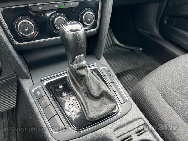 Black Skoda SuperB 2013 in Paide, with an engine capacity of 1.80 L and mileage of 275 thousand km for 4999 €, photo 10 on AUTOMOTO.COM.LV