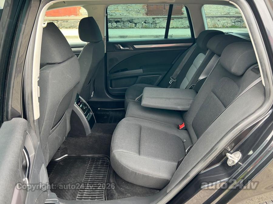 Melns Skoda SuperB 2013 Paide, ar dzinēja tilpumu 1.80 L un nobraukumu 275 tūkst. km par 4999 €, foto 18 vietnē AUTOMOTO.COM.LV