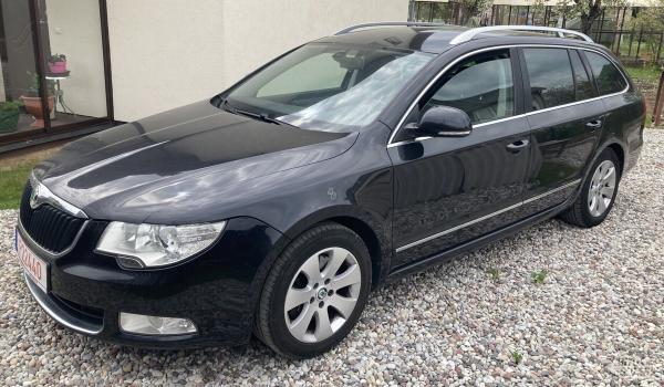 Black Skoda SuperB 2013 in Vilnius, with an engine capacity of 1.60 L and mileage of 335 thousand km for 5250 €, photo 2 on AUTOMOTO.COM.LV