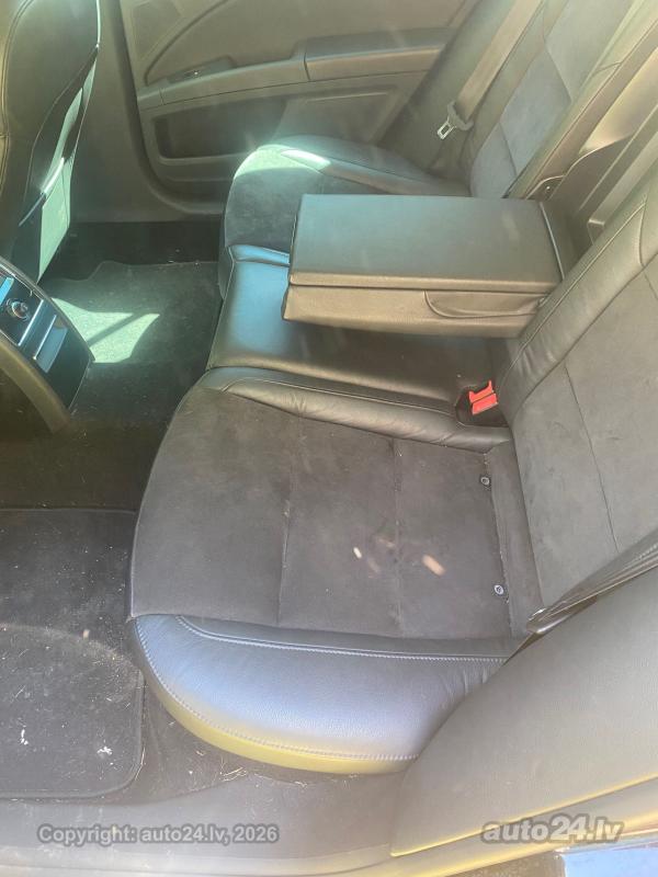 Melns Skoda SuperB 2013 Tallina, ar dzinēja tilpumu 2.00 L un nobraukumu 340 tūkst. km par 6500 €, foto 3 vietnē AUTOMOTO.COM.LV
