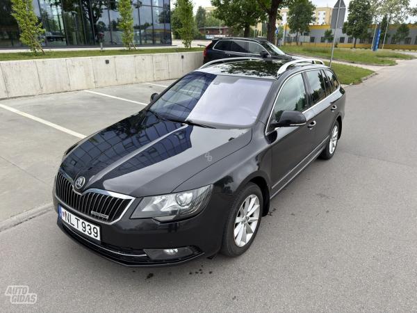 Black Skoda SuperB 2013 in Panevezys, with an engine capacity of 1.60 L and mileage of 331 thousand km for 5850 €, photo 4 on AUTOMOTO.COM.LV