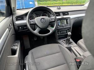 Melns Skoda SuperB 2013 Paide, ar dzinēja tilpumu 1.60 L un nobraukumu 201 tūkst. km par 7490 €, foto 12 vietnē AUTOMOTO.COM.LV