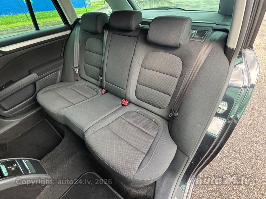 Melns Skoda SuperB 2013 Paide, ar dzinēja tilpumu 1.60 L un nobraukumu 201 tūkst. km par 7490 €, foto 15 vietnē AUTOMOTO.COM.LV