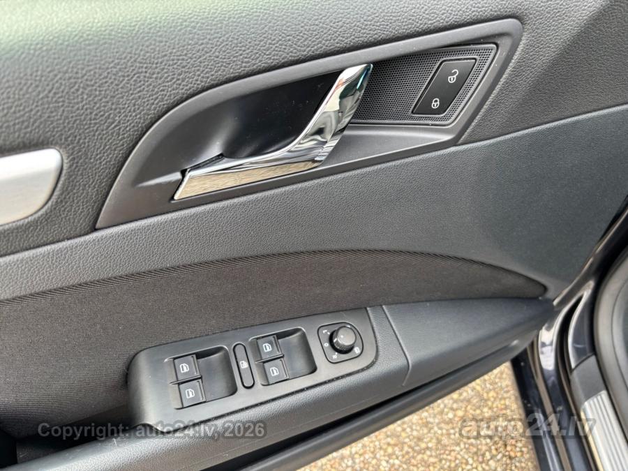 Melns Skoda SuperB 2013 Paide, ar dzinēja tilpumu 1.60 L un nobraukumu 201 tūkst. km par 7490 €, foto 21 vietnē AUTOMOTO.COM.LV