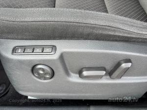 Melns Skoda SuperB 2013 Paide, ar dzinēja tilpumu 1.60 L un nobraukumu 201 tūkst. km par 7490 €, foto 23 vietnē AUTOMOTO.COM.LV