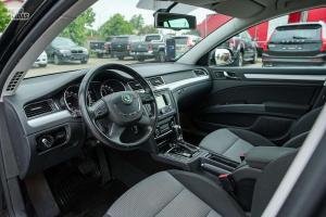 Black Skoda SuperB 2013 in Marijampole, with an engine capacity of 2.00 L and mileage of 280 thousand km for 6250 €, photo 25 on AUTOMOTO.COM.LV