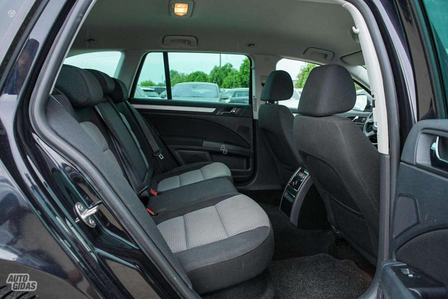 Black Skoda SuperB 2013 in Marijampole, with an engine capacity of 2.00 L and mileage of 280 thousand km for 6250 €, photo 32 on AUTOMOTO.COM.LV