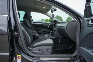 Black Skoda SuperB 2013 in Marijampole, with an engine capacity of 2.00 L and mileage of 280 thousand km for 6250 €, photo 34 on AUTOMOTO.COM.LV