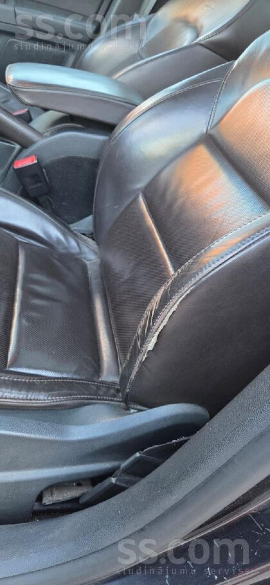 Melns Skoda SuperB 2013 Dobele, ar dzinēja tilpumu 2.00 L un nobraukumu 341 tūkst. km par 4700 €, foto 15 vietnē AUTOMOTO.COM.LV