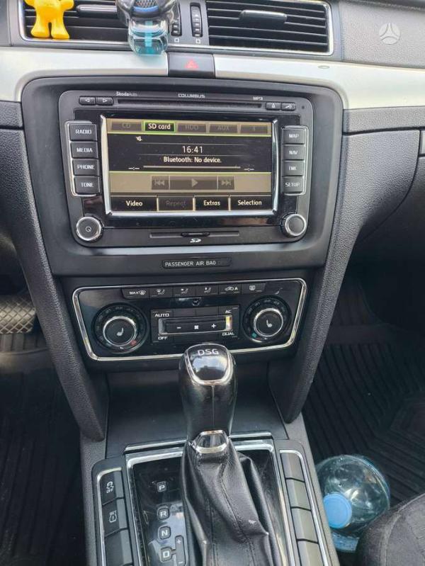 Melns Skoda SuperB 2013 Jurbarkas, ar dzinēja tilpumu 1.97 L un nobraukumu 404 tūkst. km par 3700 €, foto 9 vietnē AUTOMOTO.COM.LV