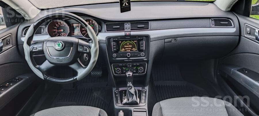 Melns Skoda SuperB 2013 Jēkabpils, ar dzinēja tilpumu 2.00 L un nobraukumu 352 tūkst. km par 6000 €, foto 14 vietnē AUTOMOTO.COM.LV