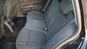 Black Skoda SuperB 2013 in Tartu, with an engine capacity of 2.00 L and mileage of 271 thousand km for 4999 €, photo 16 on AUTOMOTO.COM.LV