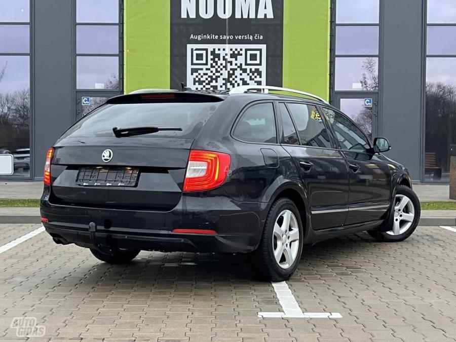 Melns Skoda SuperB 2013 Kauņa, ar dzinēja tilpumu 1.60 L un nobraukumu 284 tūkst. km par 7500 €, foto 4 vietnē AUTOMOTO.COM.LV