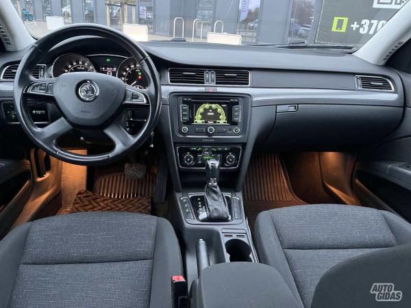 Skoda SuperB 2013 Kauņa vietnē Melns Skoda SuperB 2013 Kauņa, ar dzinēja tilpumu 1.60 L un nobraukumu 284 tūkst. km par 7500 €, foto 6 vietnē AUTOMOTO.COM.LV