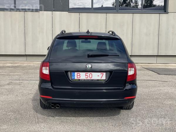 Skoda SuperB 2013 Rīga vietnē Melns Skoda SuperB 2013 Rīga, ar dzinēja tilpumu 2.00 L un nobraukumu 258 tūkst. km par 6890 €, foto 7 vietnē AUTOMOTO.COM.LV