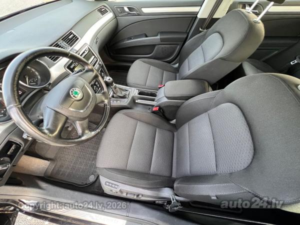 Black Skoda SuperB 2013 in Parnu, with an engine capacity of 1.60 L and mileage of 262 thousand km for 6500 €, photo 9 on AUTOMOTO.COM.LV