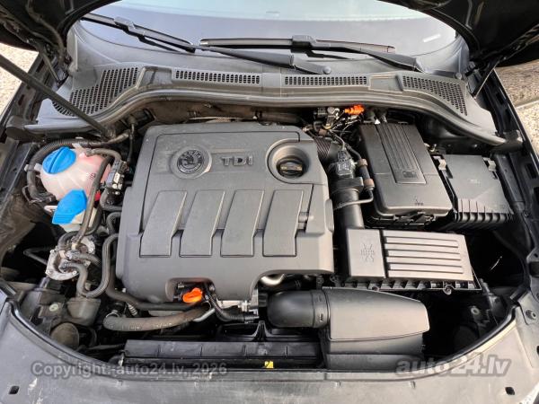 Black Skoda SuperB 2013 in Parnu, with an engine capacity of 1.60 L and mileage of 262 thousand km for 6500 €, photo 11 on AUTOMOTO.COM.LV