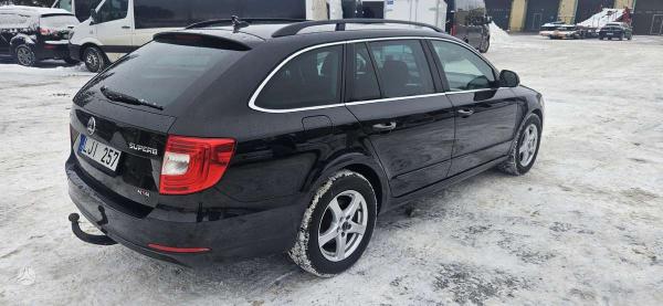 Melns Skoda SuperB 2014 Viļņa, ar dzinēja tilpumu 1.97 L un nobraukumu 330 tūkst. km par 7296 €, foto 3 vietnē AUTOMOTO.COM.LV