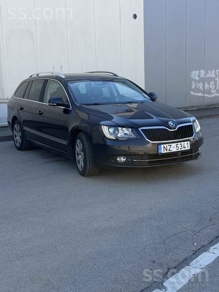 Black Skoda SuperB 2014 in Riga, with an engine capacity of 2.00 L and mileage of 408 thousand km for 4900 €, photo 3 on AUTOMOTO.COM.LV