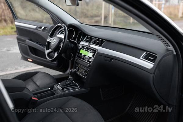 Melns Skoda SuperB 2014 Tallina, ar dzinēja tilpumu 2.00 L un nobraukumu 296 tūkst. km par 4999 €, foto 10 vietnē AUTOMOTO.COM.LV