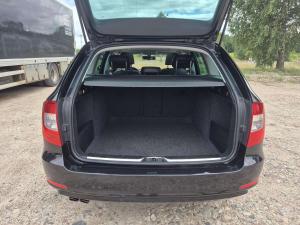 Black Skoda SuperB 2014 in Utena, with an engine capacity of 1.97 L and mileage of 215 thousand km for 7300 €, photo 8 on AUTOMOTO.COM.LV