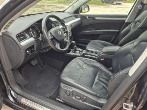 Black Skoda SuperB 2014 in Utena, with an engine capacity of 1.97 L and mileage of 215 thousand km for 7300 €, photo 11 on AUTOMOTO.COM.LV