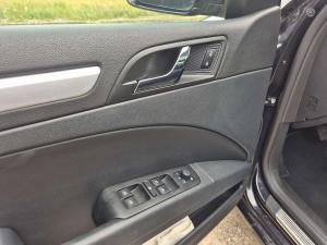 Black Skoda SuperB 2014 in Utena, with an engine capacity of 1.97 L and mileage of 215 thousand km for 7300 €, photo 14 on AUTOMOTO.COM.LV