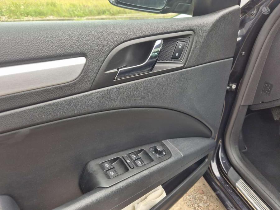 Black Skoda SuperB 2014 in Utena, with an engine capacity of 1.97 L and mileage of 215 thousand km for 7300 €, photo 14 on AUTOMOTO.COM.LV
