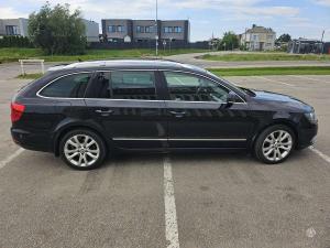 Melns Skoda SuperB 2014 Kauņa, ar dzinēja tilpumu 1.97 L un nobraukumu 341 tūkst. km par 5700 €, foto 4 vietnē AUTOMOTO.COM.LV